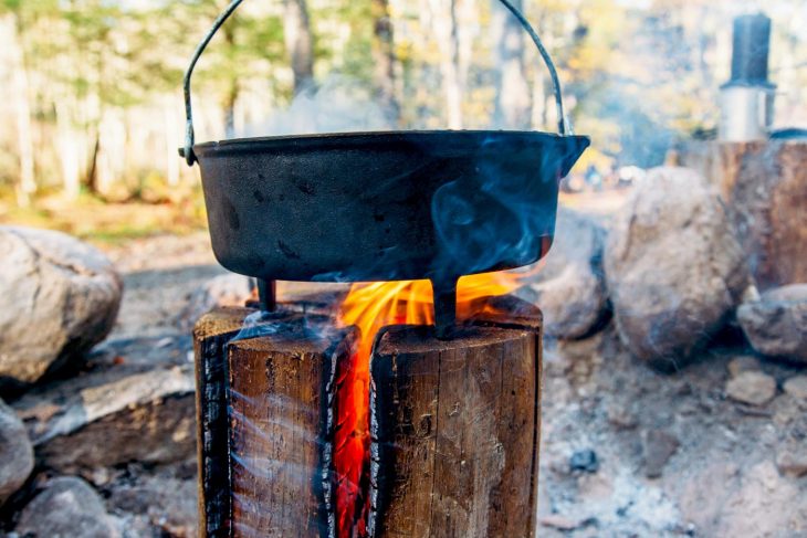 How to Build A Campfire - Fresh Off The Grid