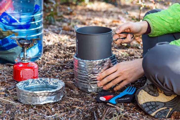 How to Make an Insulated Cozy for Backpacking - Fresh Off The Grid