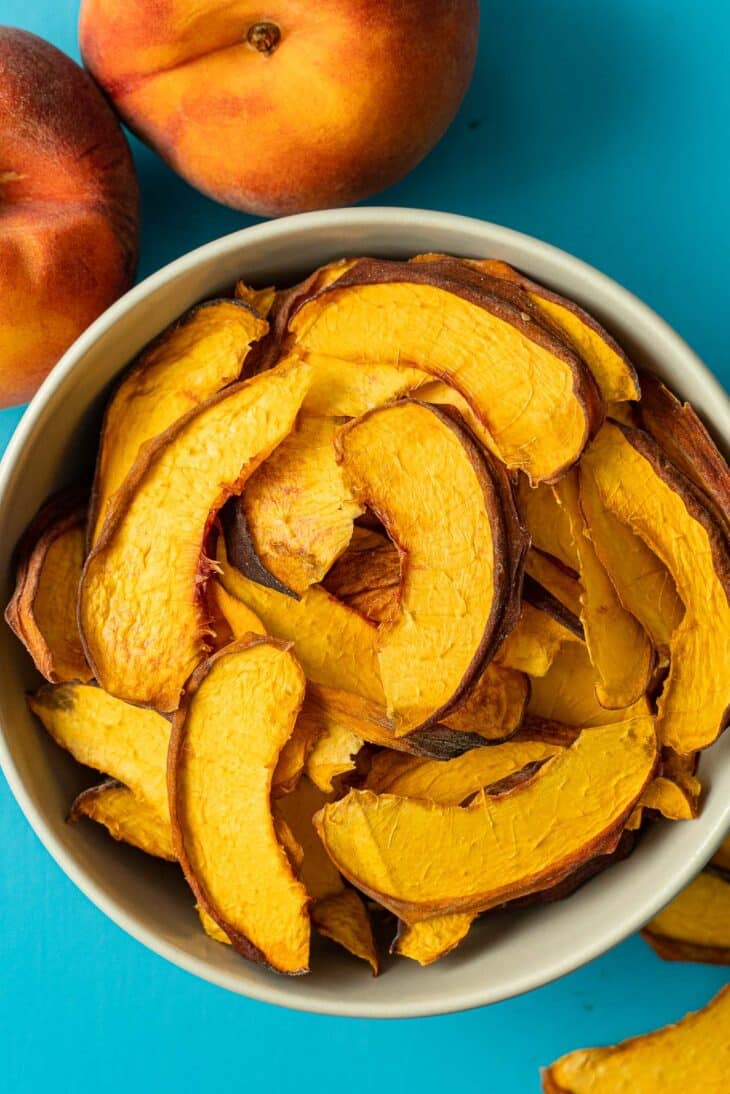How to Dehydrate Peaches - Fresh Off The Grid