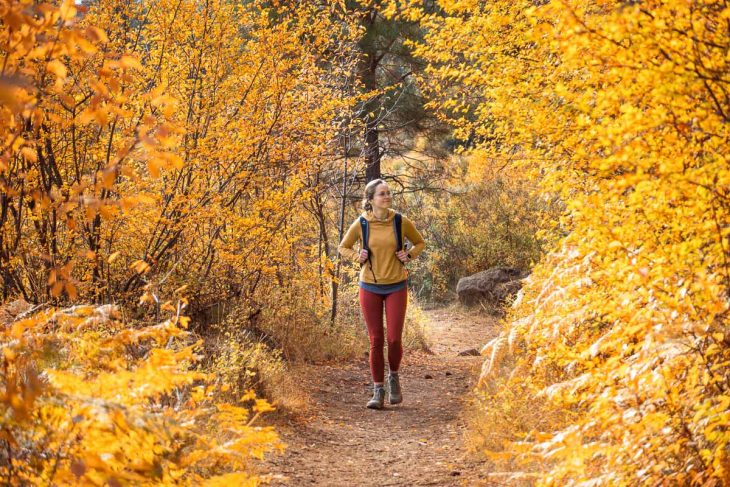 How To Layer For Fall Hiking to Stay Cozy and Safe on the Trail - Fresh ...