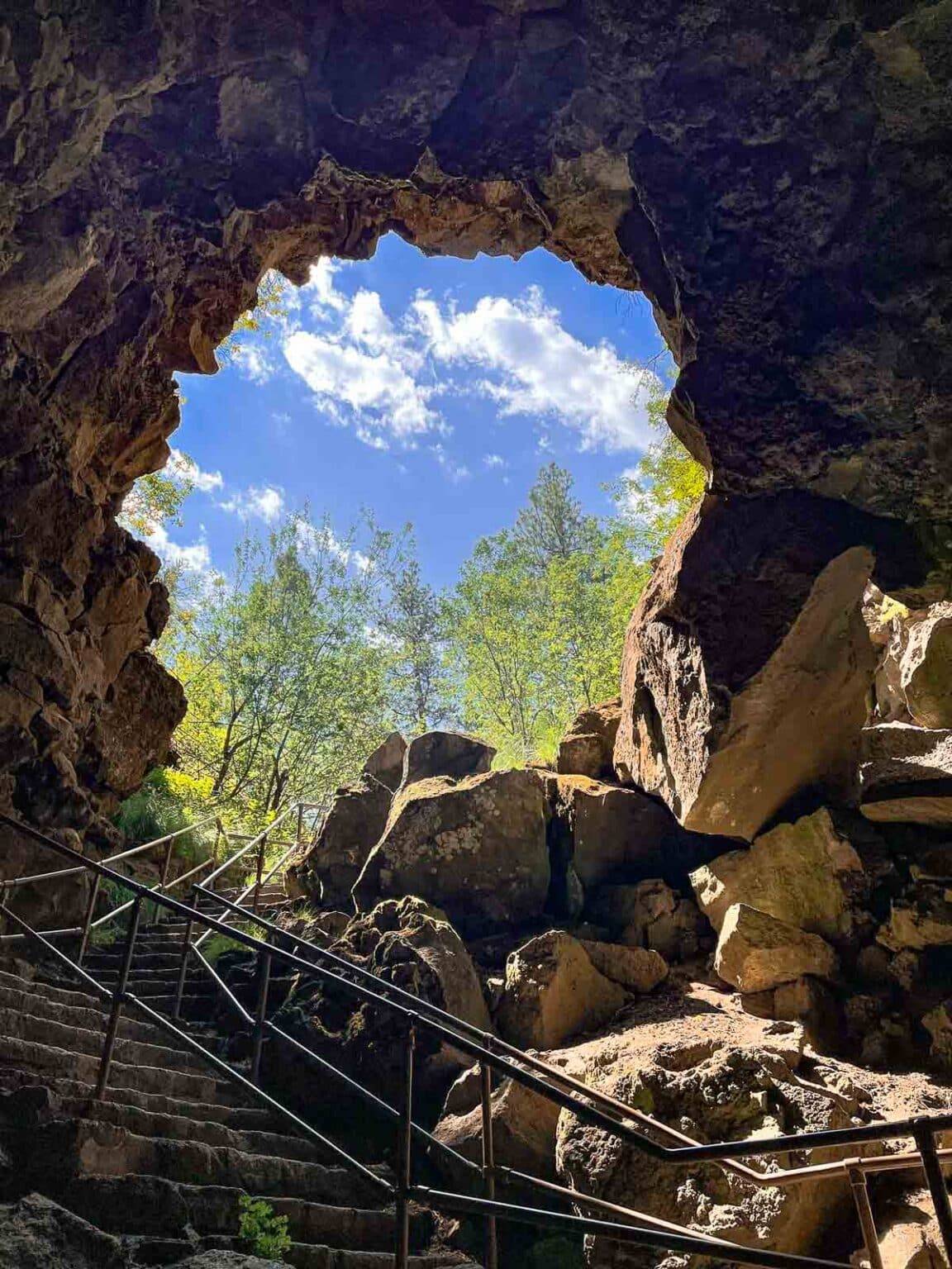 21 Stunning Hikes near Bend Oregon - Fresh Off The Grid