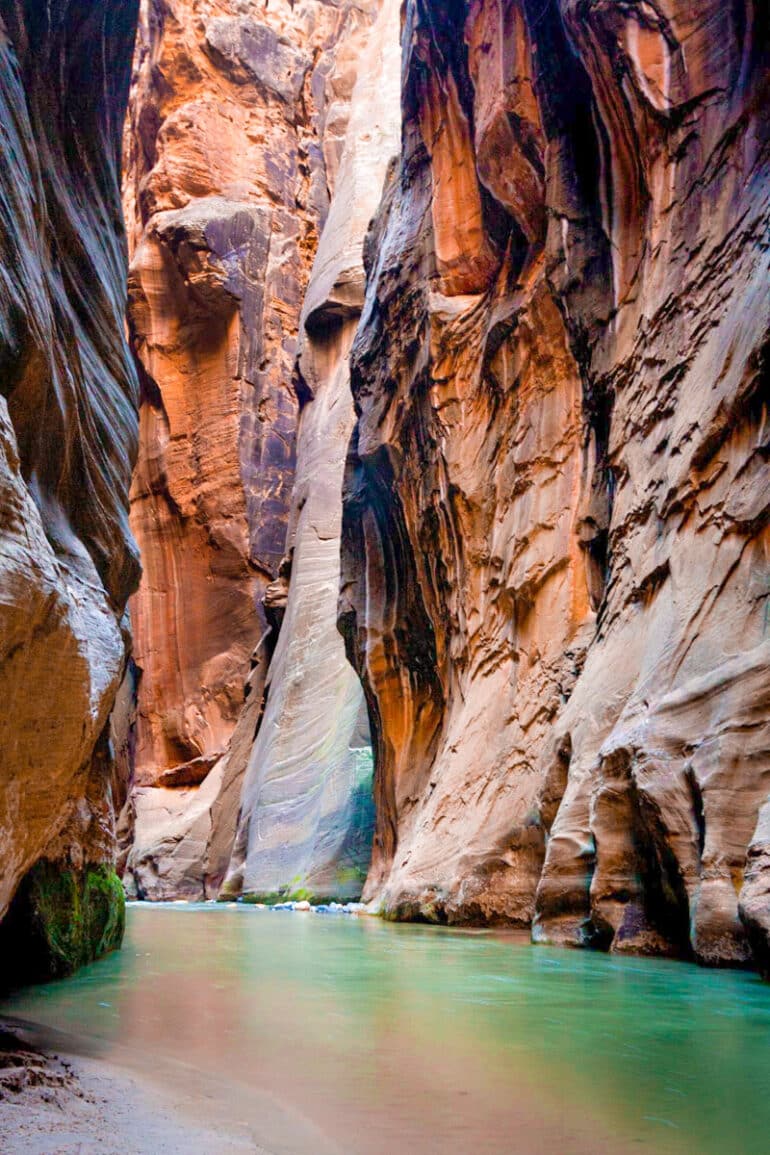 The Complete Guide to Hiking the Narrows in Zion (Gear, Permits, Tips ...