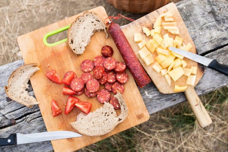 The Best Camping Snacks to Enjoy this Summer (Easy to prep!) - Fresh ...